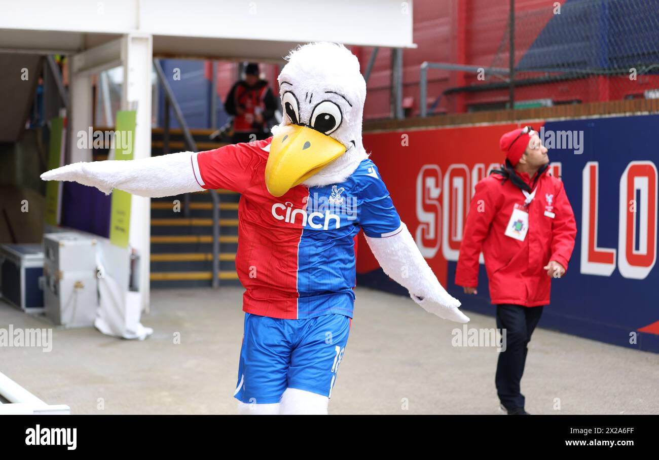 Crystal Palace mascot Pete the Eagle before the Premier League match at ...