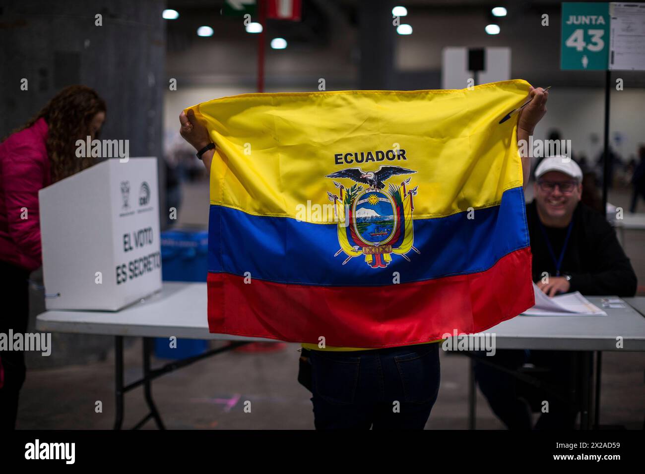 Spain ecuador flag hi-res stock photography and images - Alamy