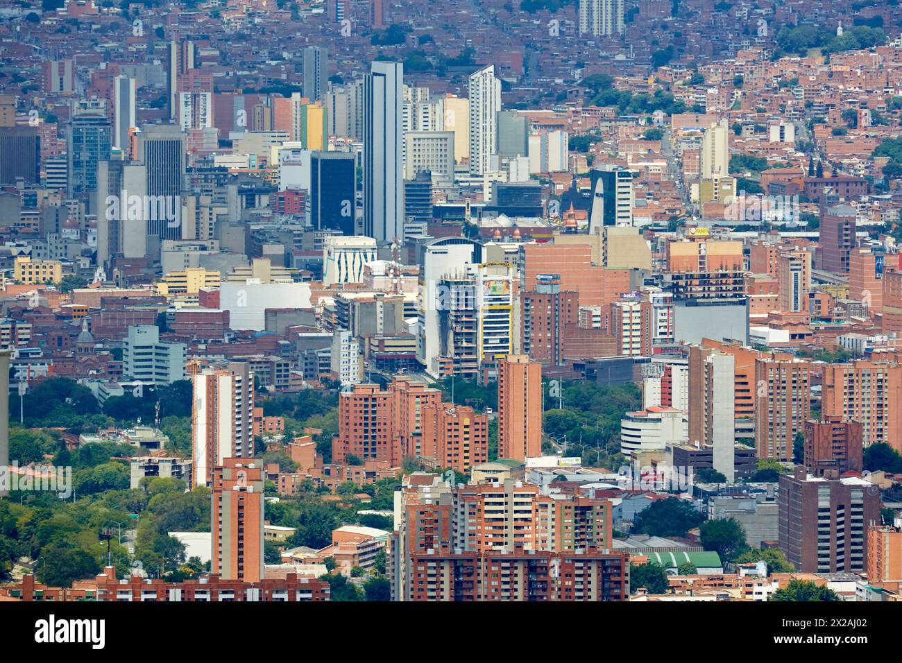 Medellin overview hi-res stock photography and images - Alamy