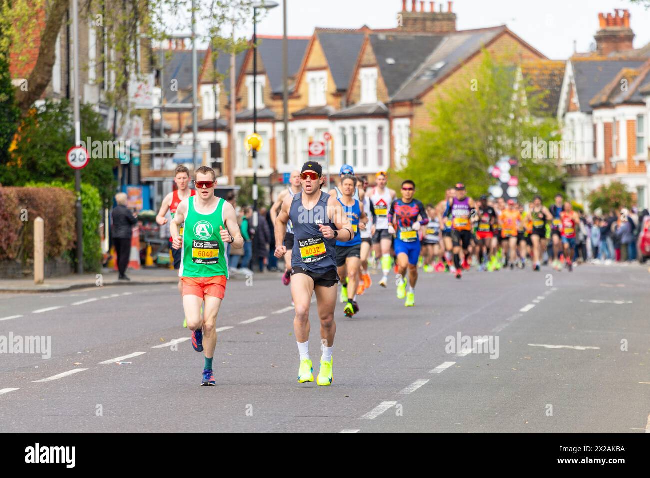 LONDON, UK - 21ST APRIL 2024: Front runners in the London Marathon 2024 ...