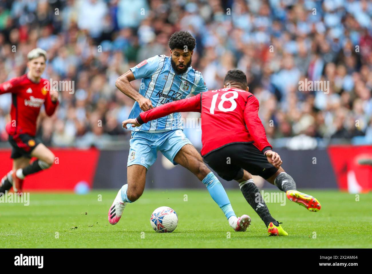 London, UK. 21st Apr, 2024. Ellis Simms battles with Manchester United ...