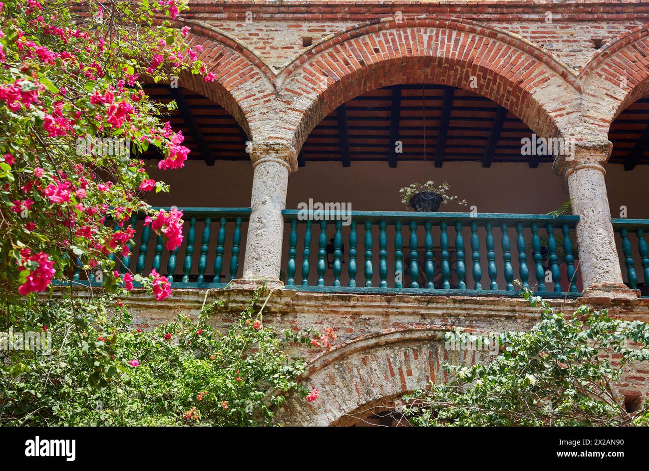 Monasterio de santa cruz hi-res stock photography and images - Alamy