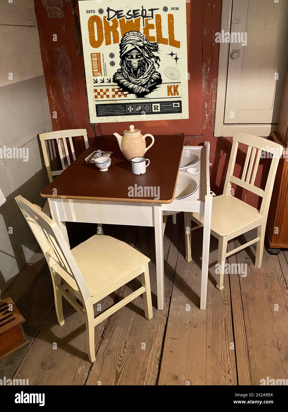 George orwell 1984 poster hi-res stock photography and images - Alamy