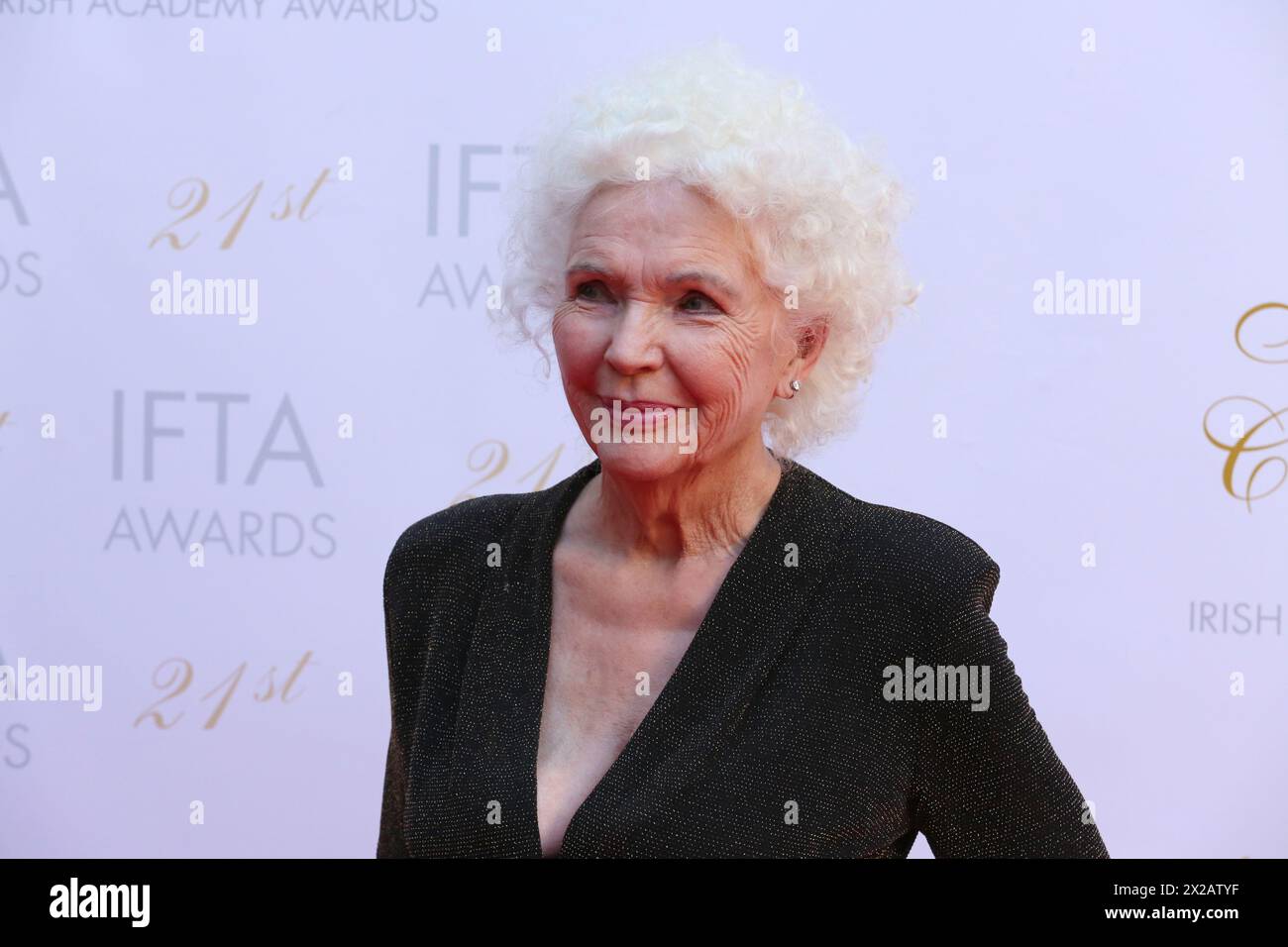 Fionnula flanagan irish actress hi-res stock photography and images - Alamy