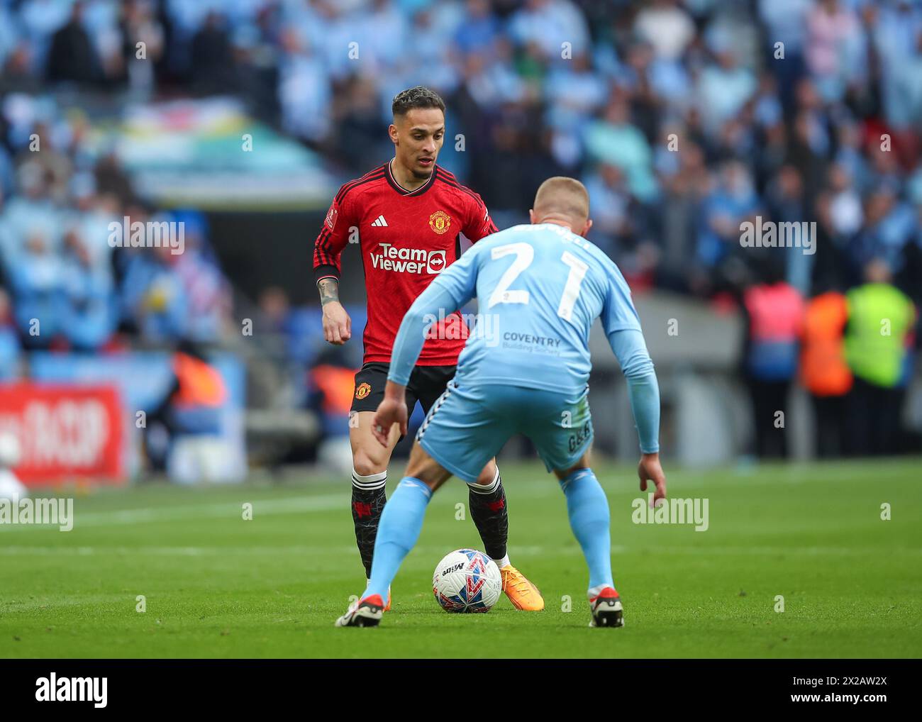 Antony of Manchester United breaks forward, during the Emirates FA Cup ...