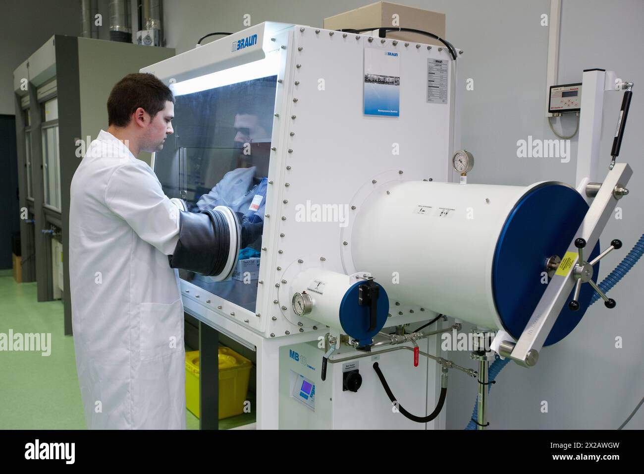 Nano science cooperative research center hi-res stock photography and images - Alamy