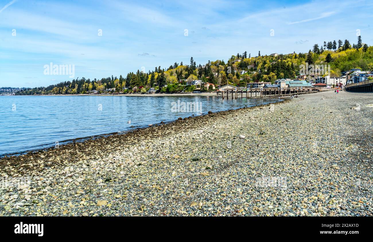 A view of the beach and boardwalk at Redondo Beach in Washington State ...