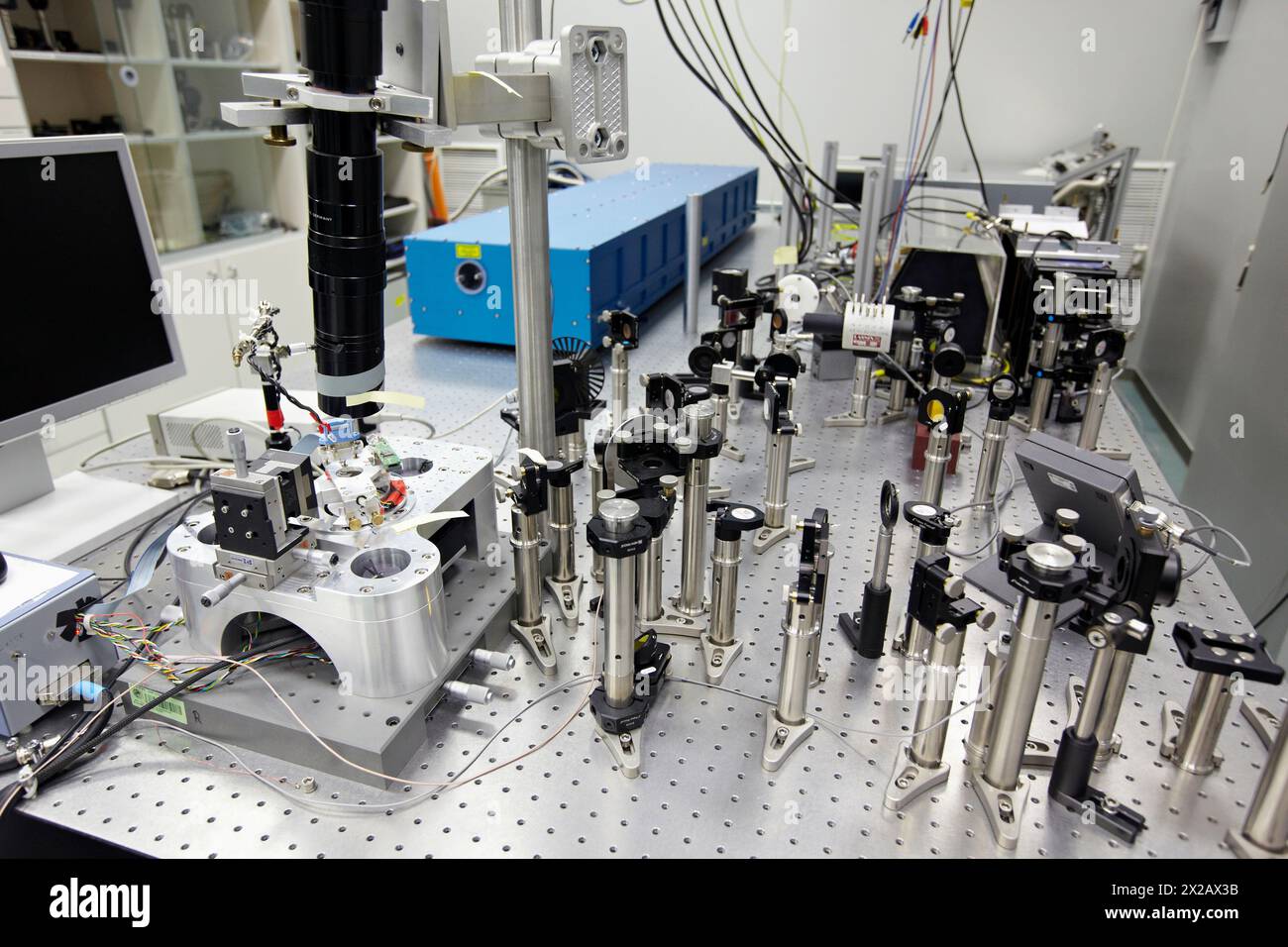 Nano-optics laboratory, AFM (Atomic force microscopy) setup, optics, CO ...
