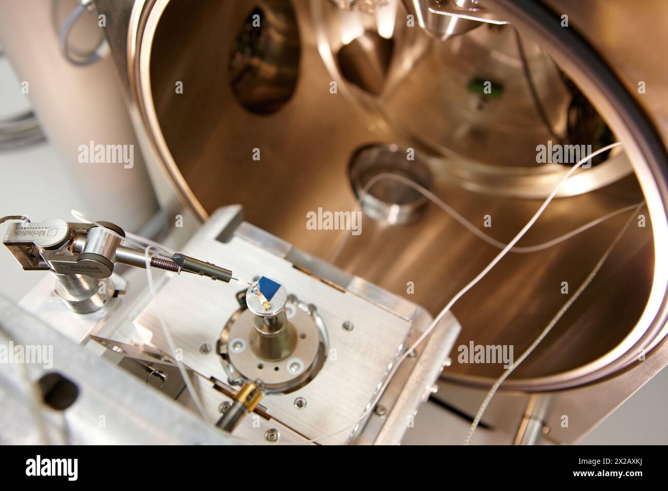Liquid microdispenser for ESEM, Analysis of nanostructures and ...