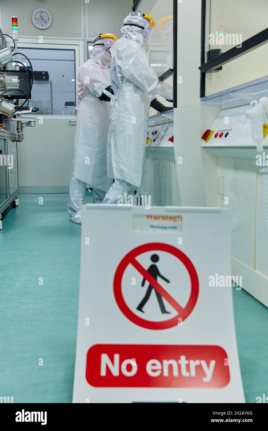 Lab safety symbols hi-res stock photography and images - Alamy