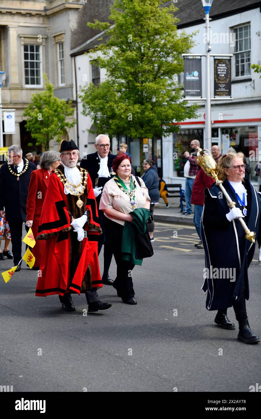 Chard, Somerset, UK. 21st Apr, 2024. VIPs on parade on Fore Street ...