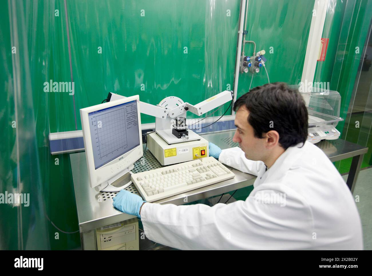 Calculating the thicknesses of the constituent layers of a multi-layer ...