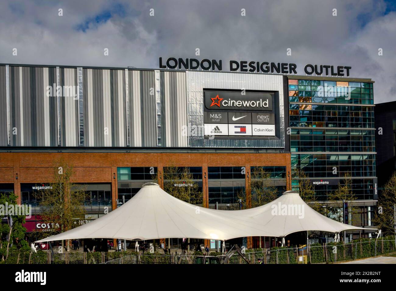 London Designer Outlet, Wembley Park, Borough of Brent, London, England ...