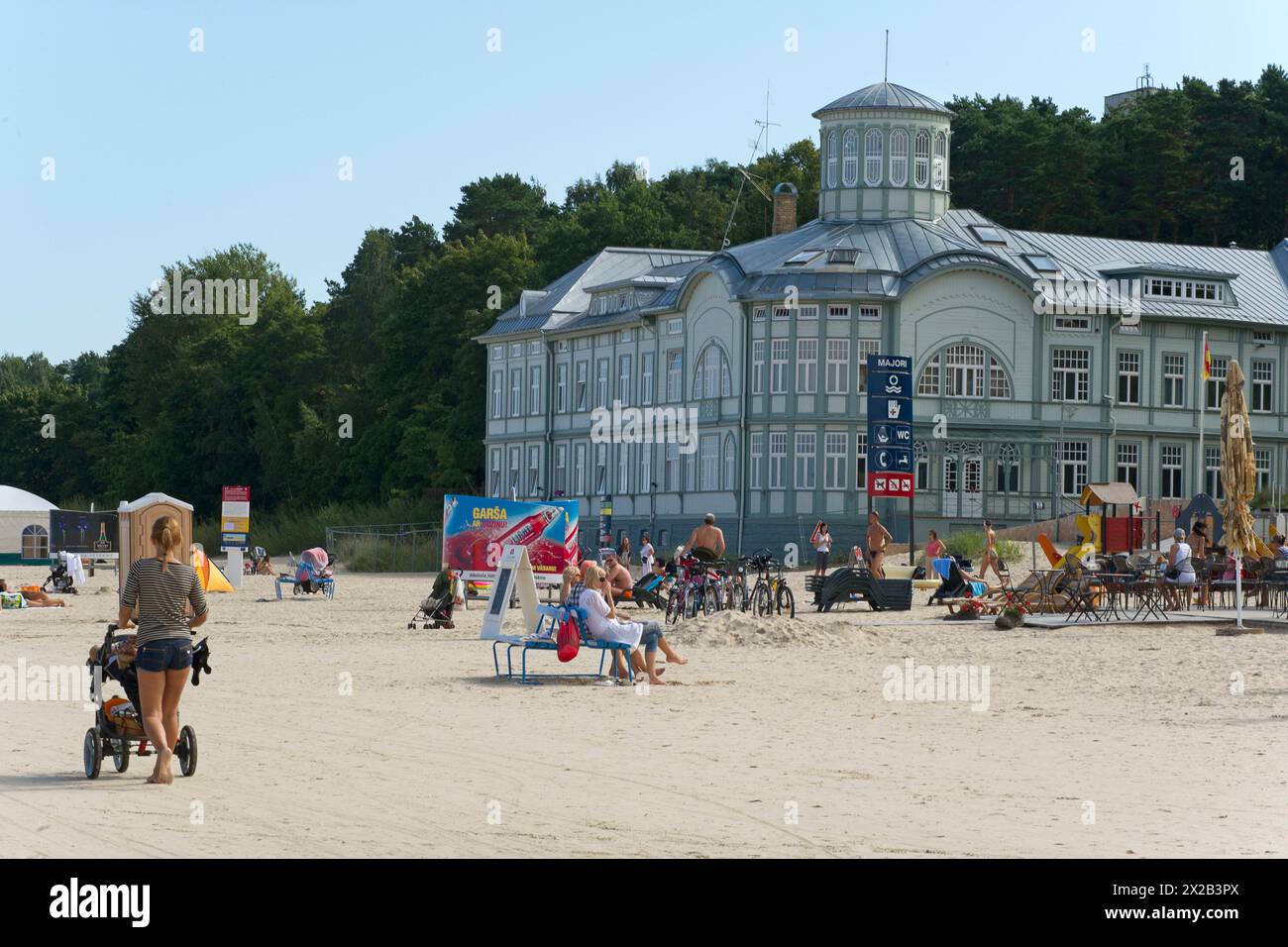 Situee a une vingtaine de kilometres de Riga; Majori est le site le ...