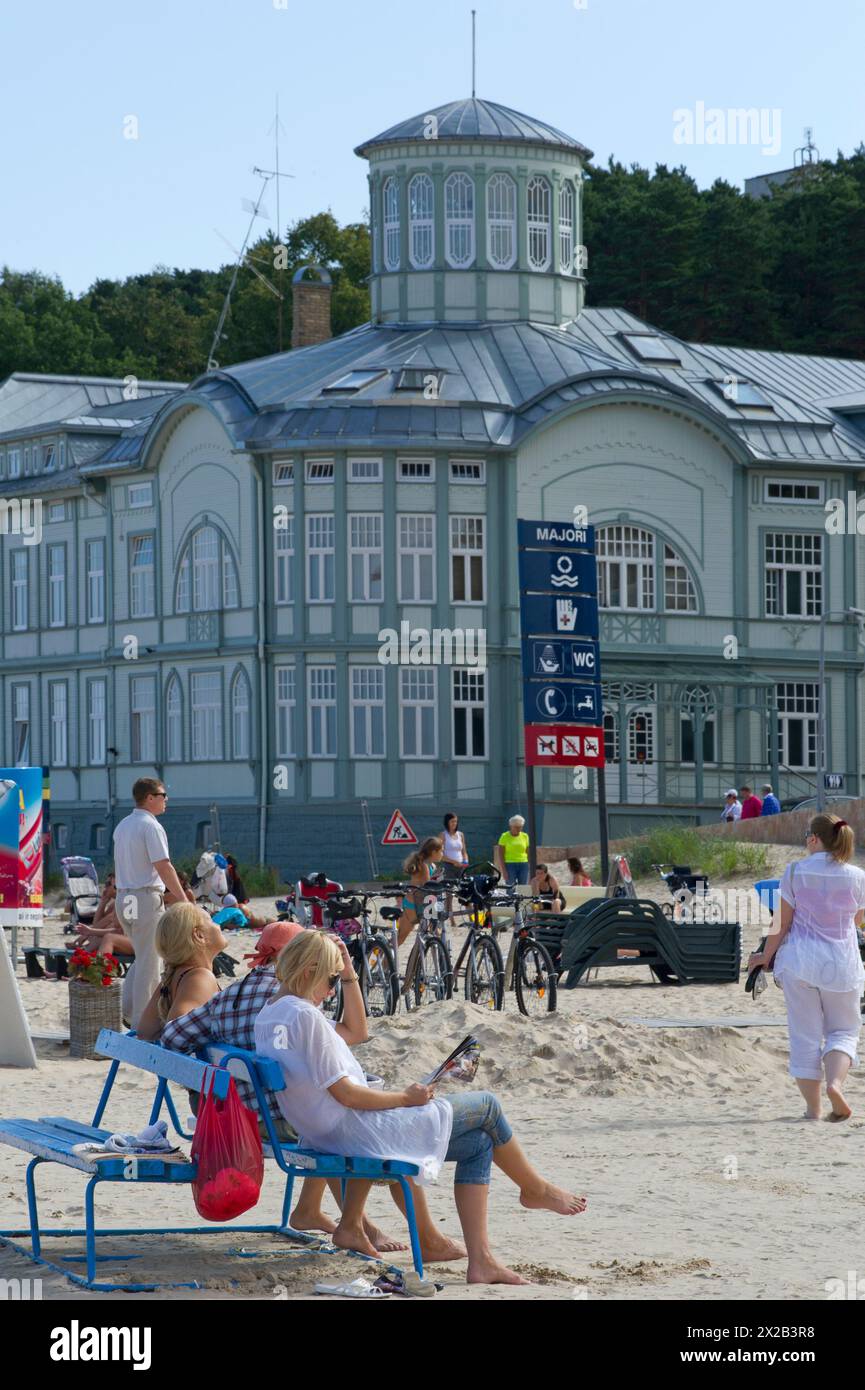 Situee a une vingtaine de kilometres de Riga; Majori est le site le ...