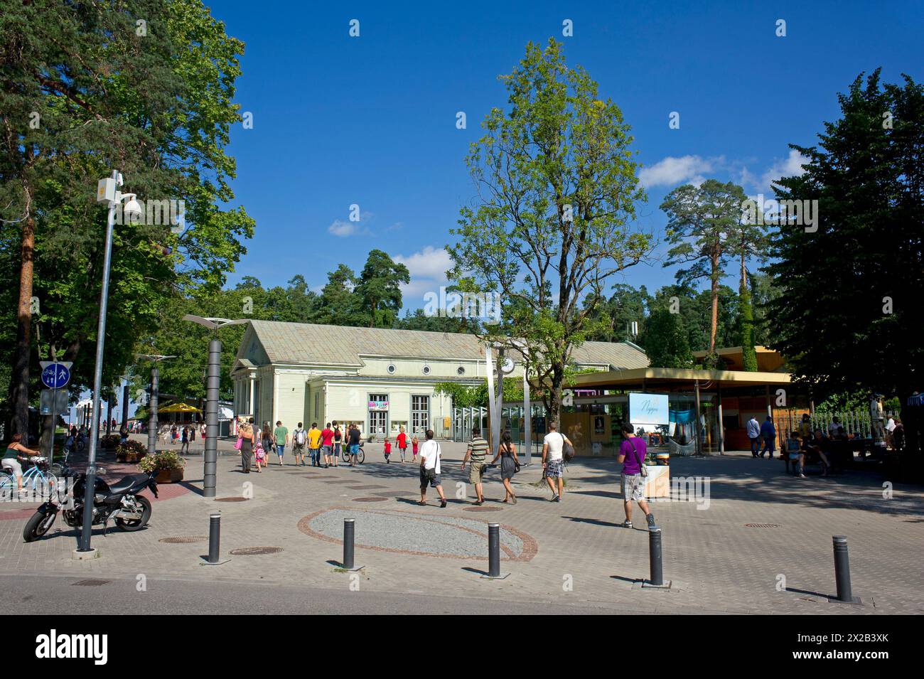 Situee a une vingtaine de kilometres de Riga; Majori est le site le ...