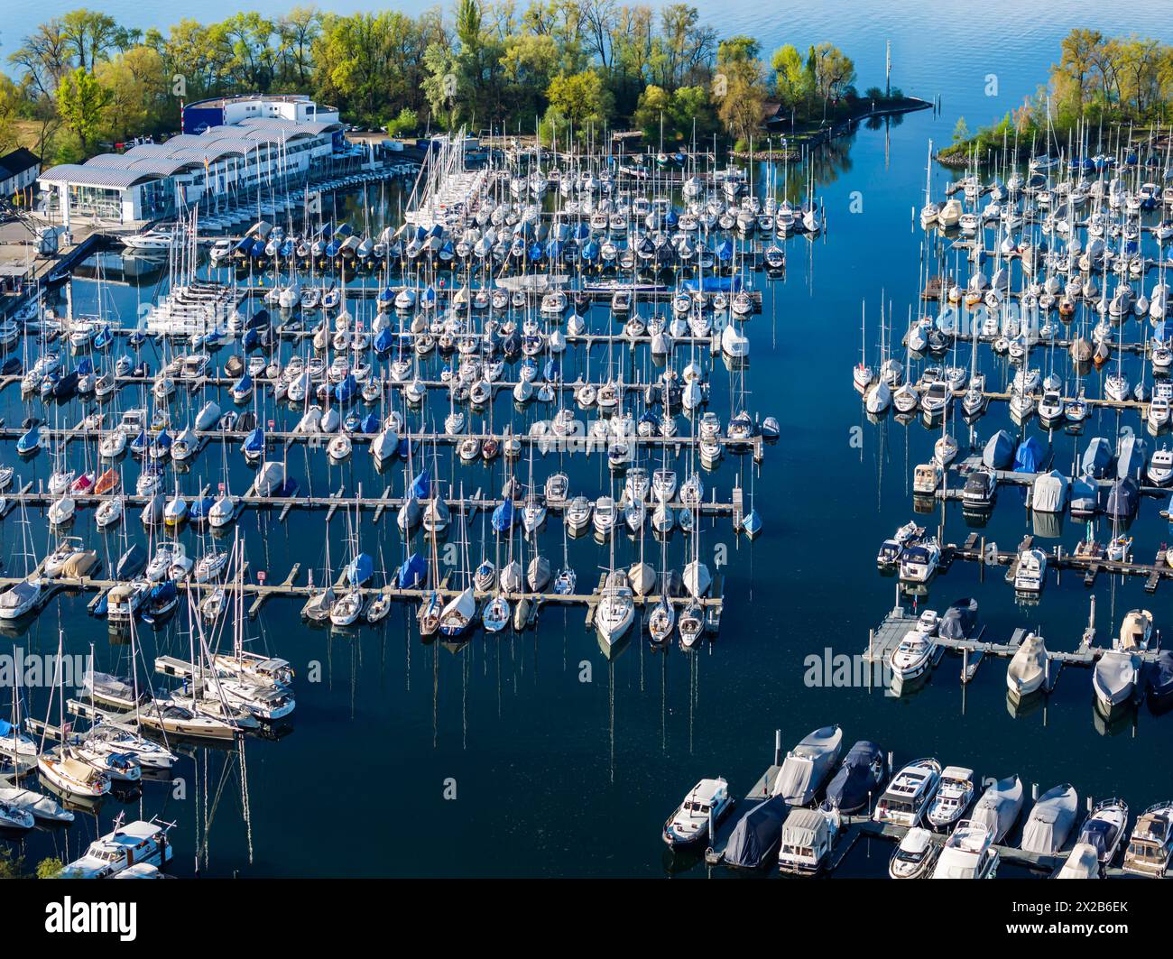 Ultramarin Gohren, the largest water sports centre on Lake Constance ...
