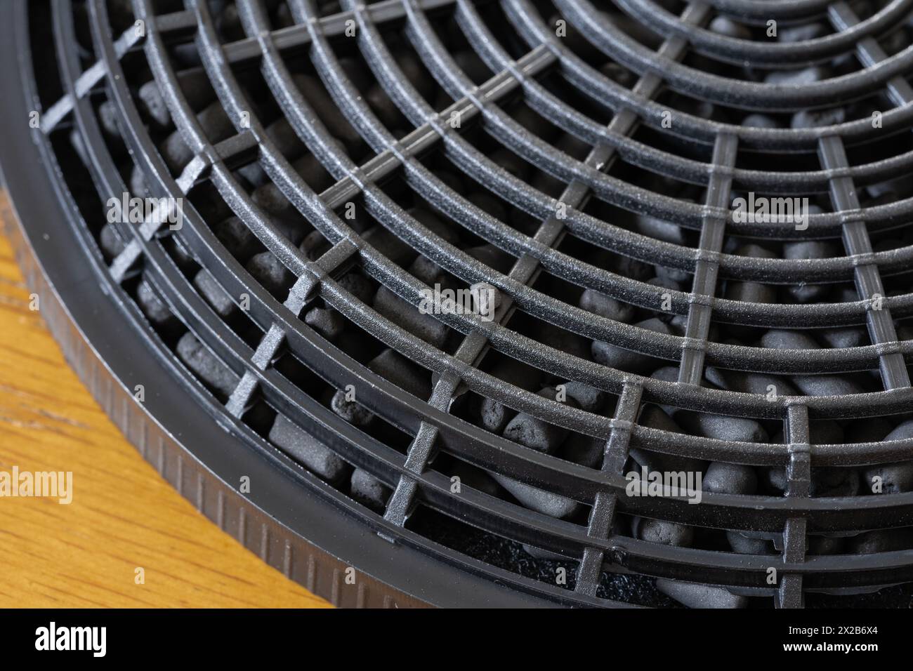 Oven hood filter containing activated carbon pellets / granules for ...