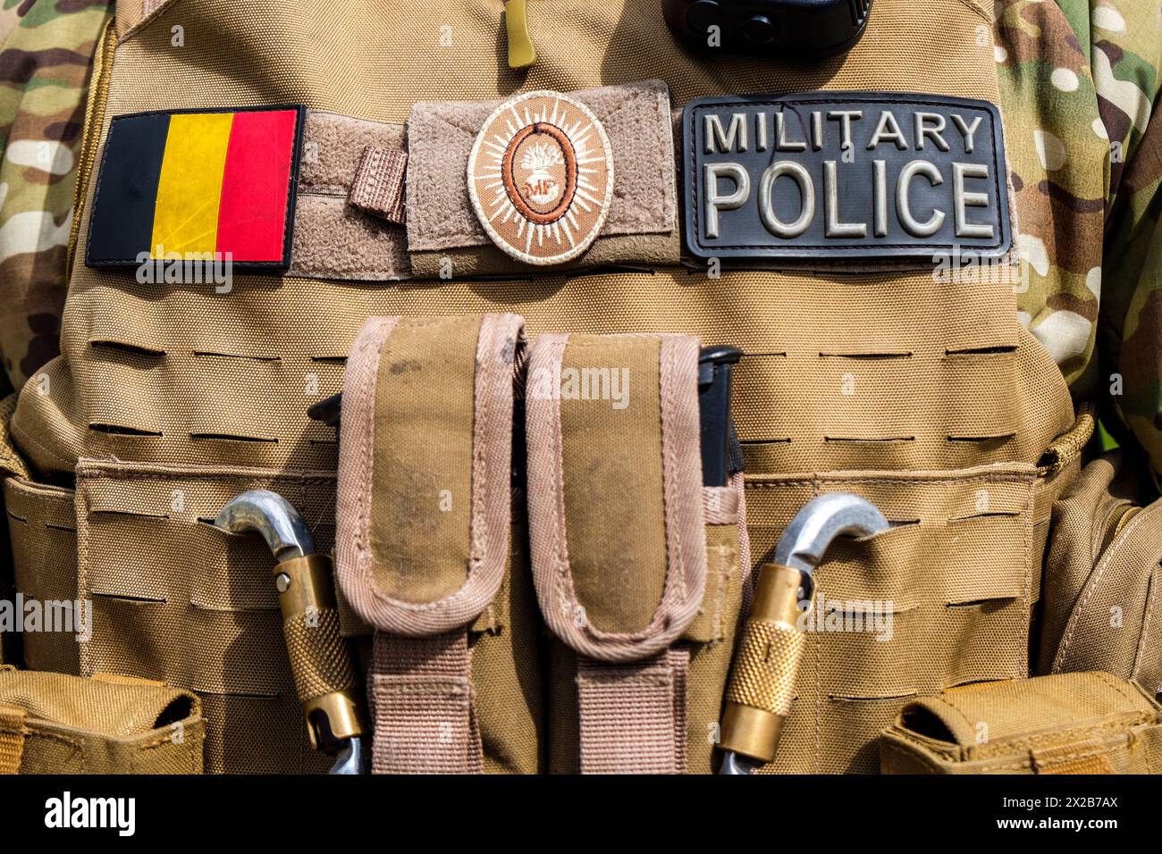 Patrol of military police | Patrouille de la police militaire Stock ...