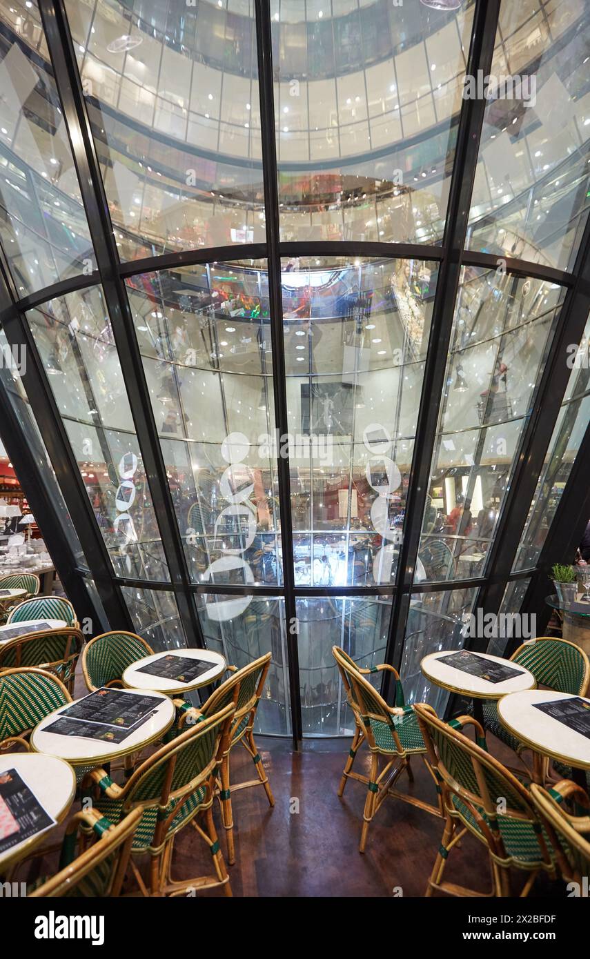 Bar lafayette hi-res stock photography and images - Alamy