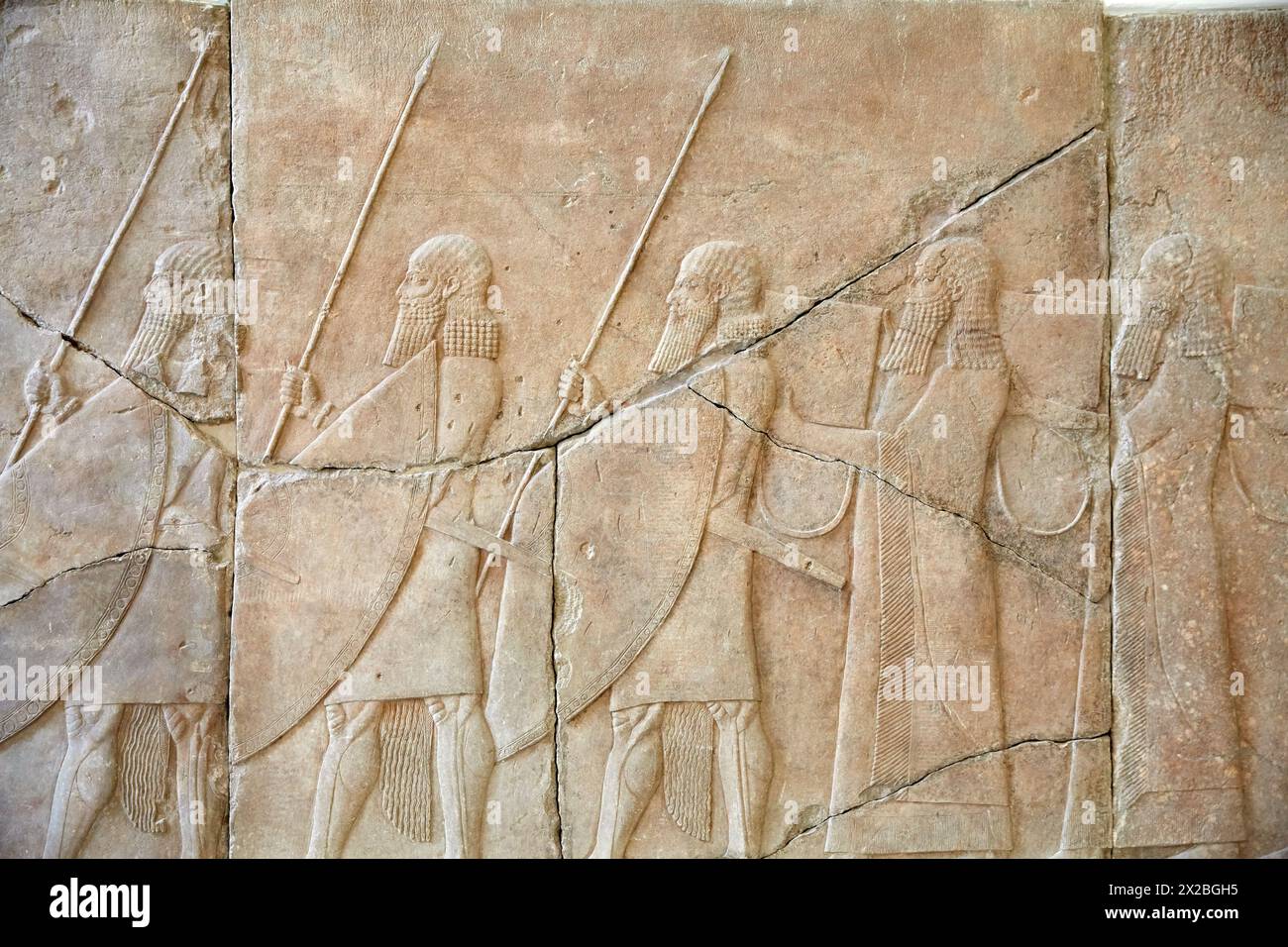 Palace Relief, Reconstruction of Assyrian Palace, Pergamon Museum ...