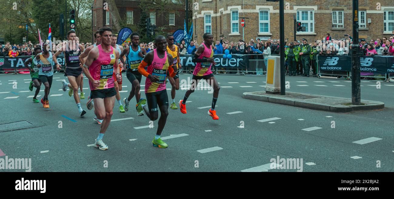 London, UK. 21st April 2024 , London Britain, London Marathon 2024 ...