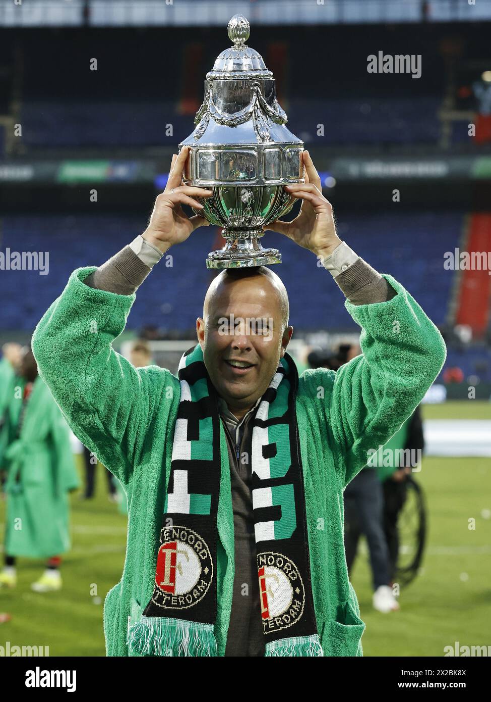 ROTTERDAM - Feyenoord coach Arne Slot with TOTO KNVB Cup during the ...