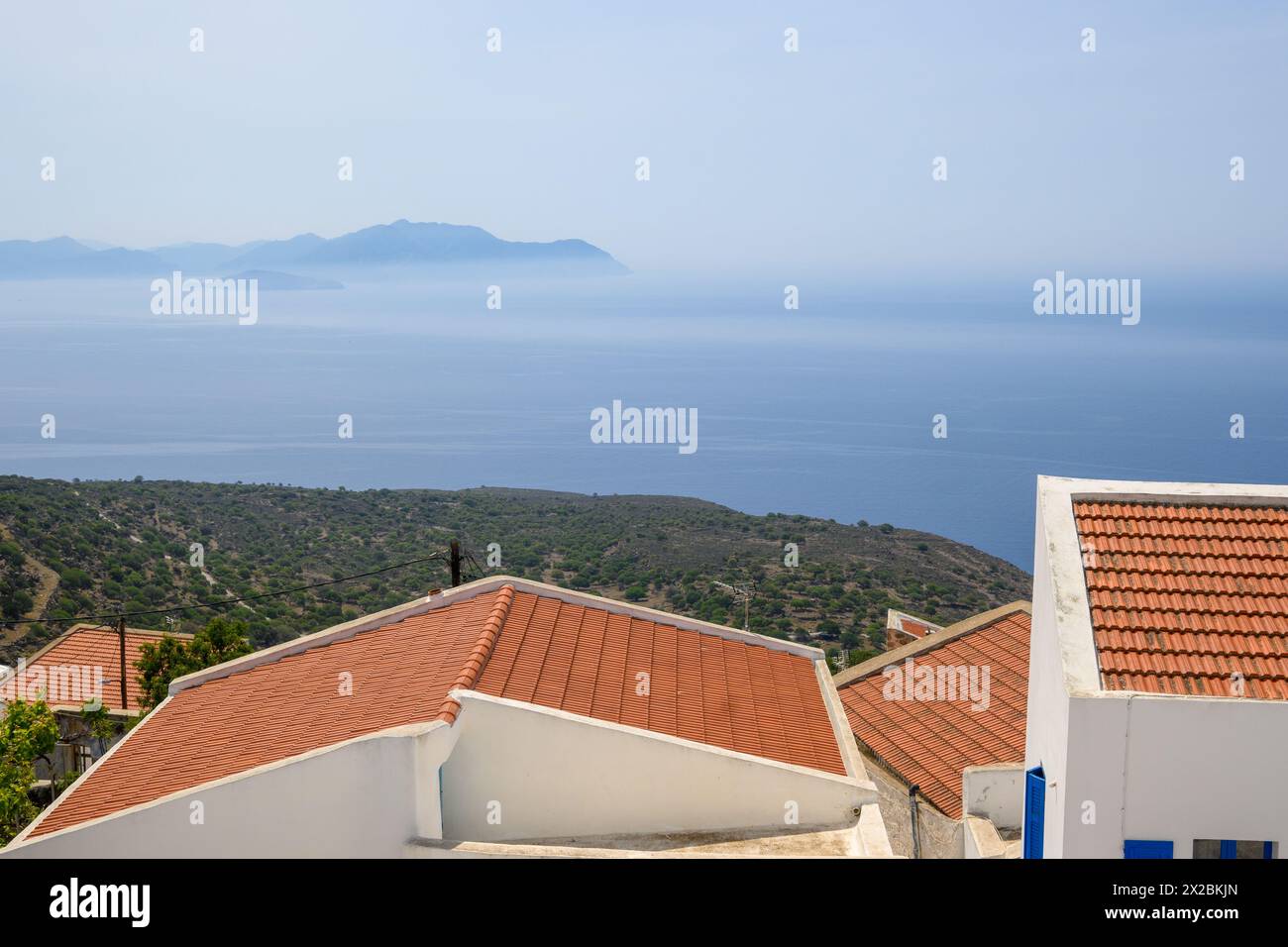 The mountain village of Nikia – characteristic Greek isles architecture ...