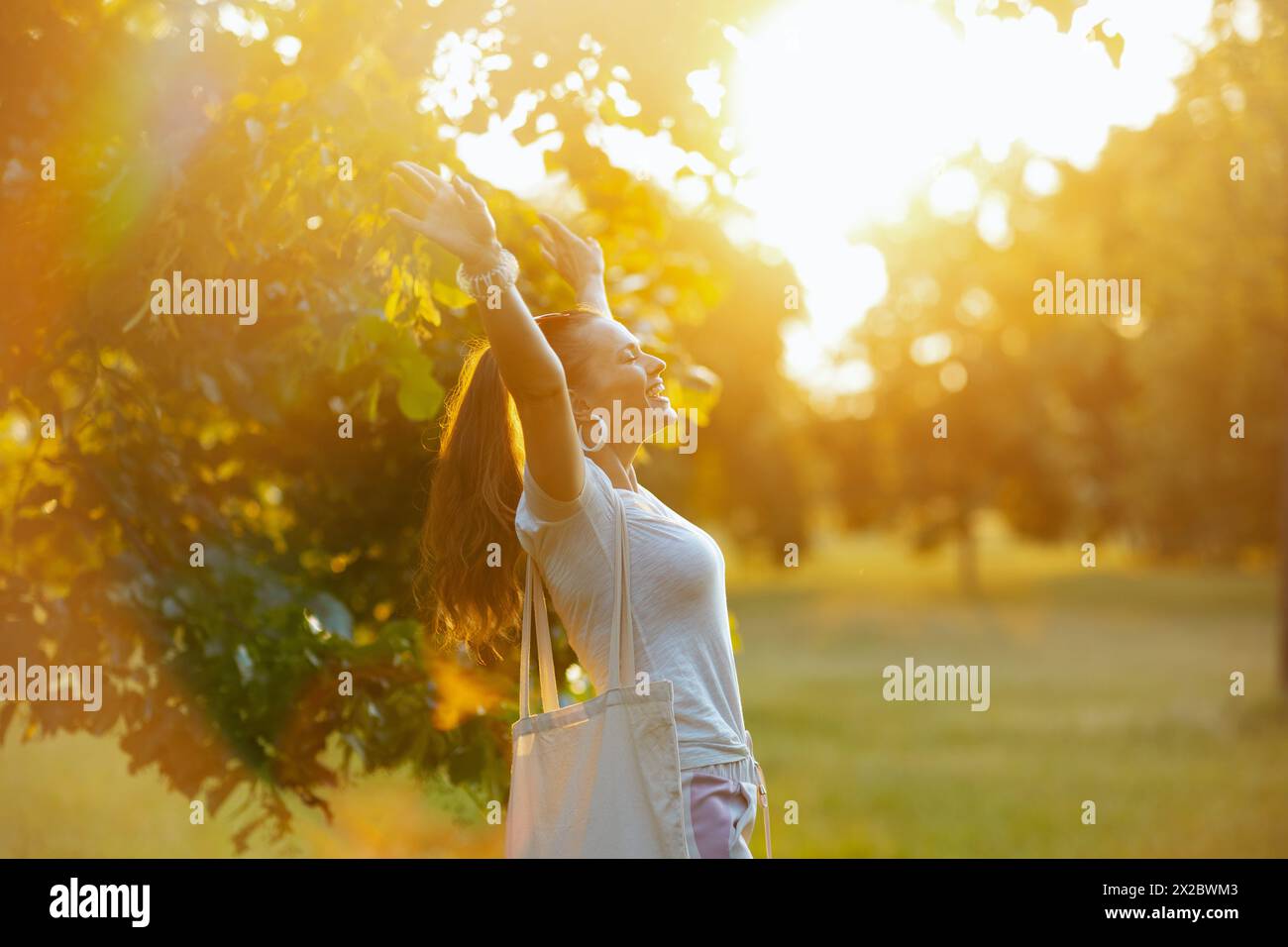 Happiness rejoicing hi-res stock photography and images - Alamy