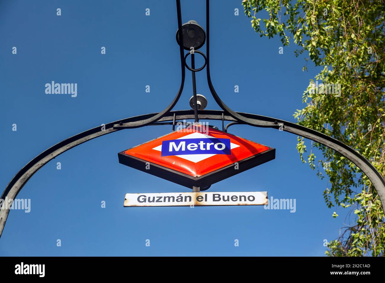 The sign for Guzman El Bueno Underground Station, of Lines 6 and 7 in ...