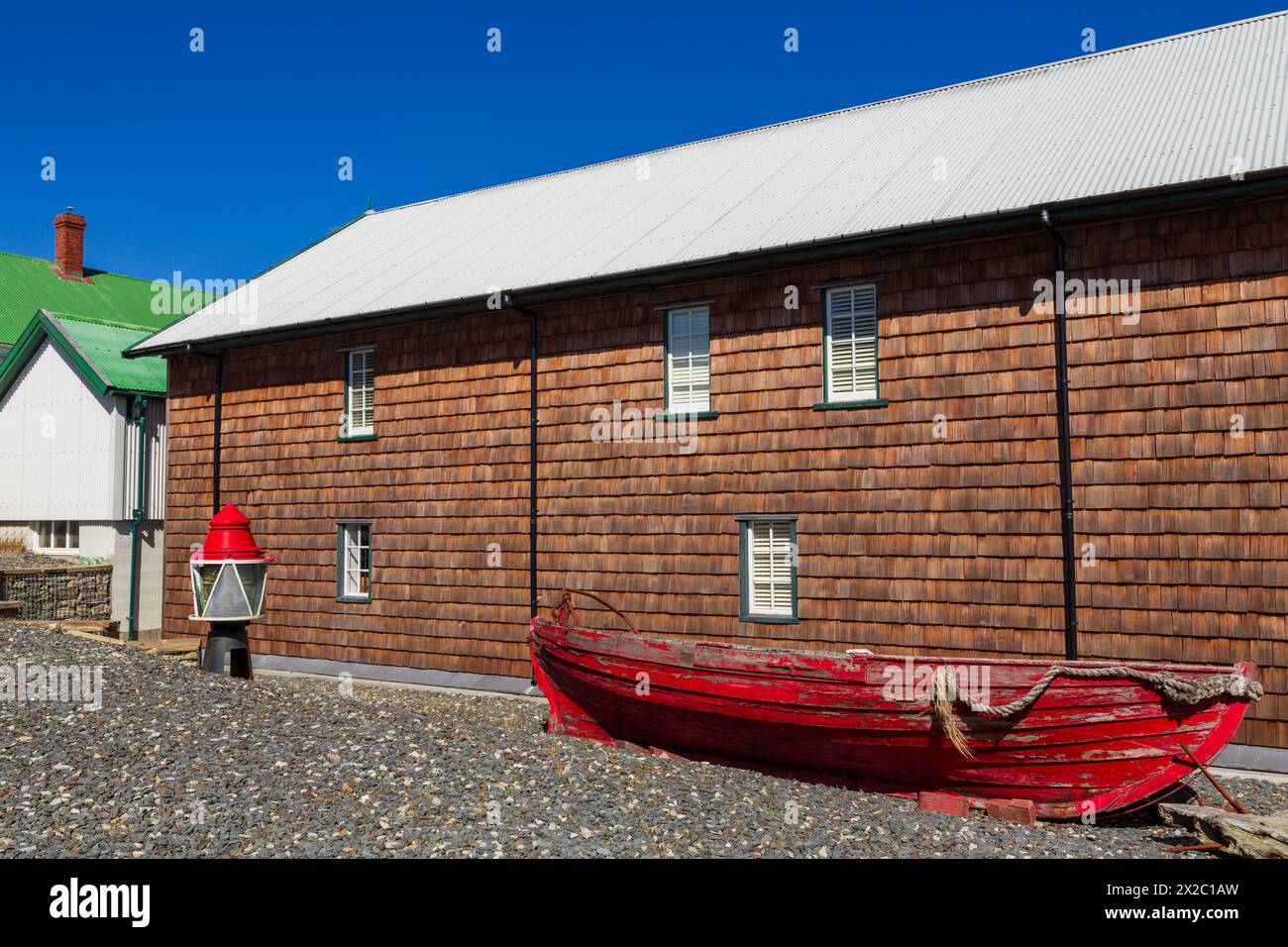 Engineer Point lighthouse lens, Historic Dockyard Museum, Port Stanley ...