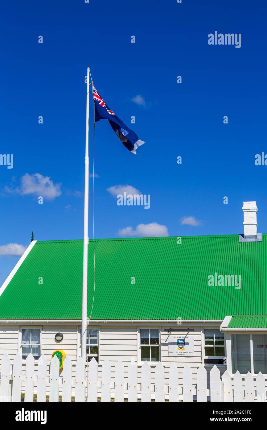 Office assembly hi-res stock photography and images - Alamy