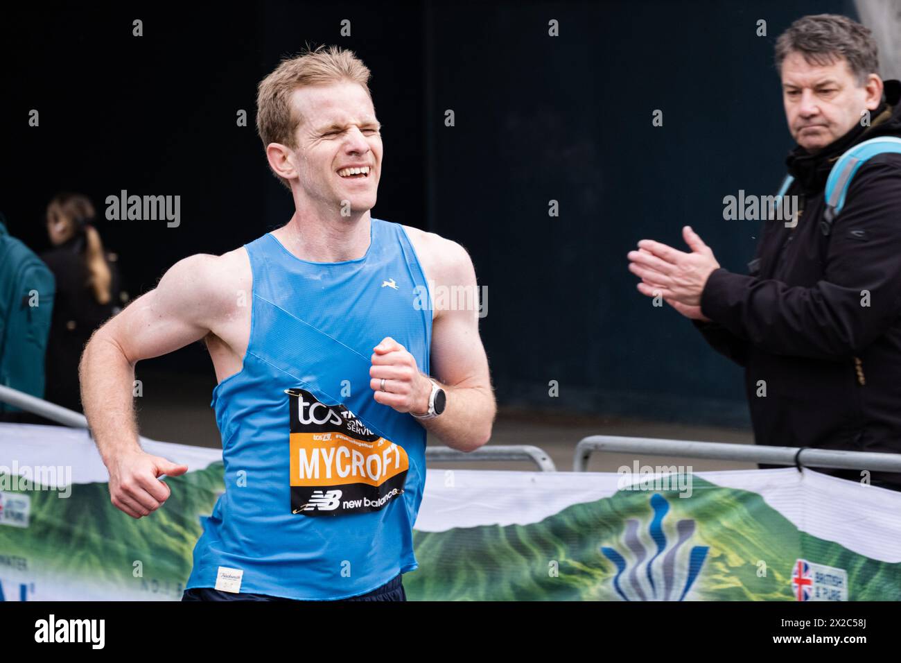 London, UK. 21st Apr, 2024. An elite runner William Mycroft is seen ...