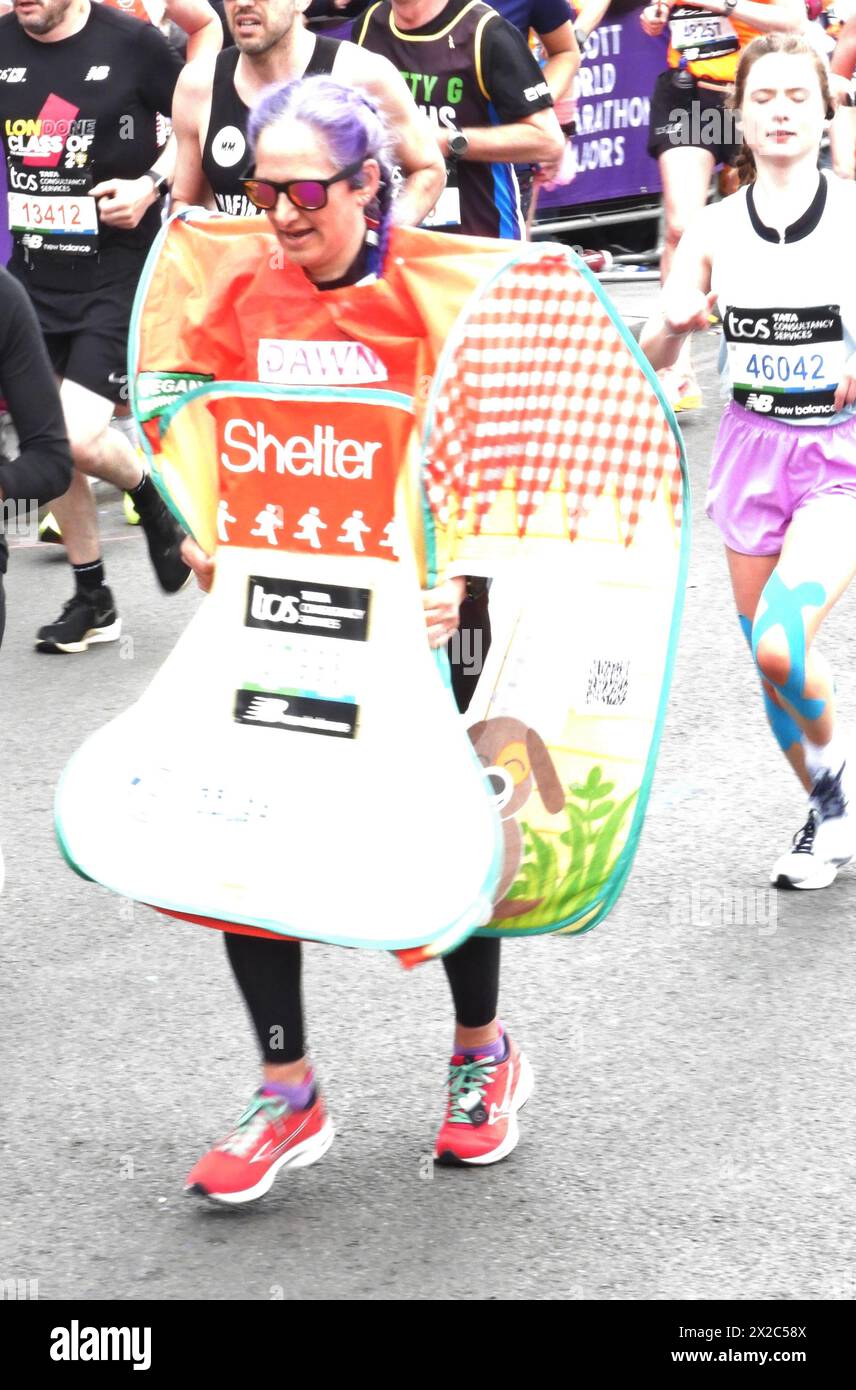 London, UK. 21st Apr, 2024. 21.04.2024 The TCS London Marathon fun ...