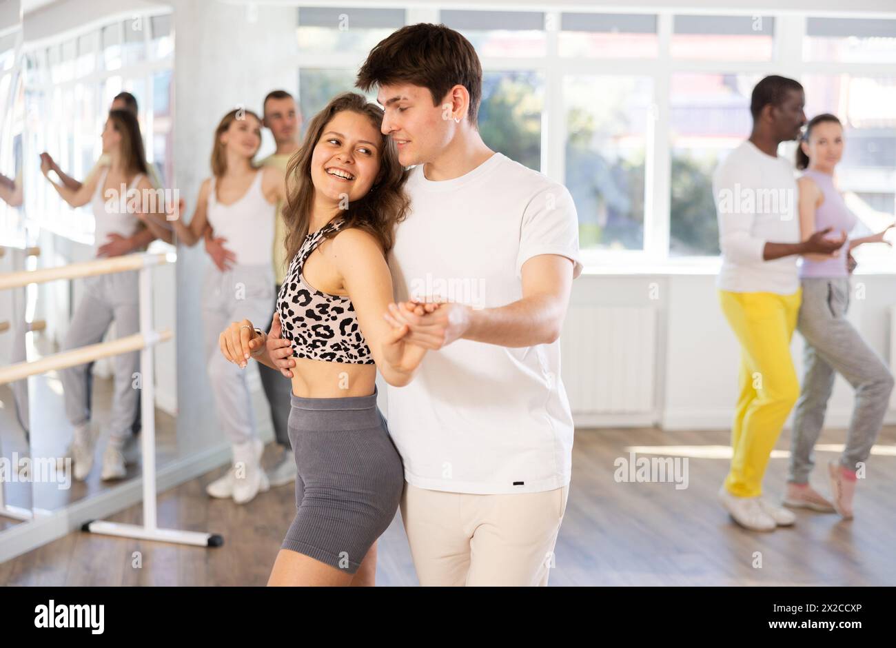 Male argentinian dancers hi-res stock photography and images - Alamy