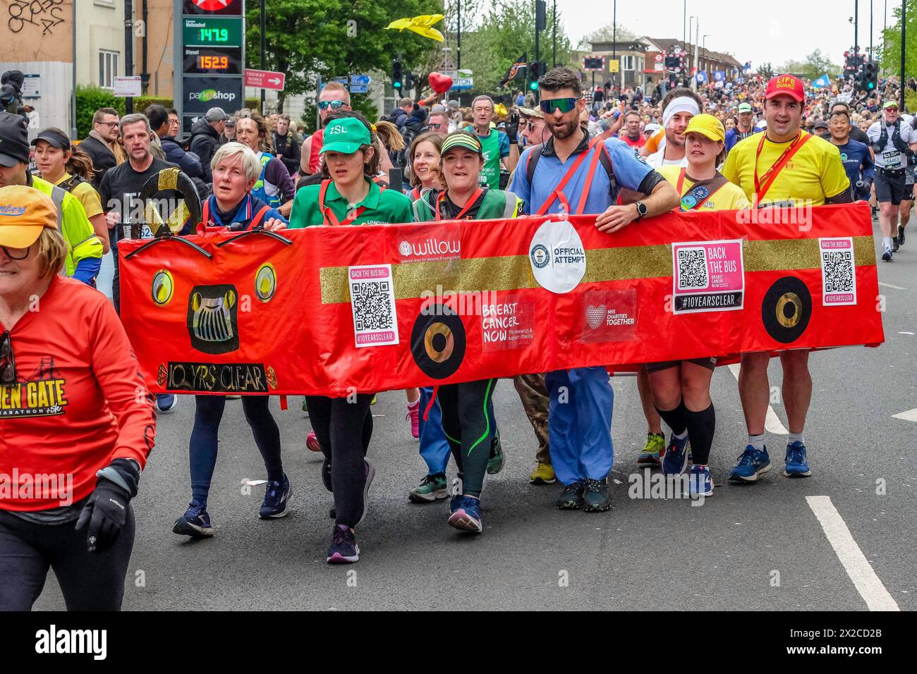 Guinness world record runners hi-res stock photography and images - Alamy