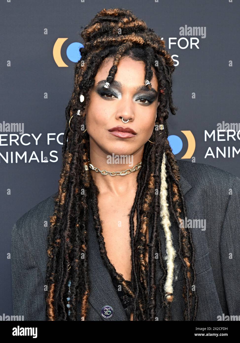 Lucy barrett hi-res stock photography and images - Alamy