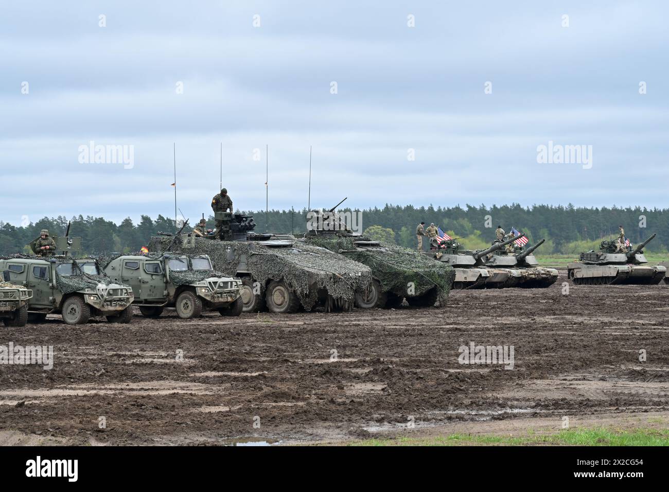 U.S. Soldiers assigned to 2nd Battalion, 69th Armor Regiment along with ...