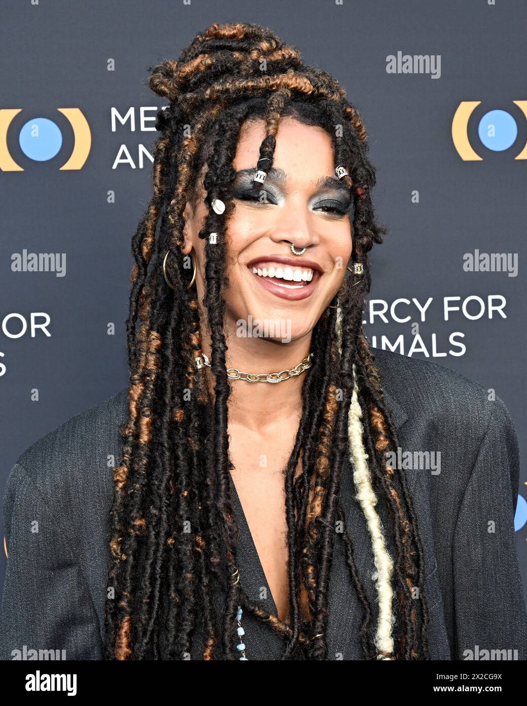 Lucy barrett hi-res stock photography and images - Alamy