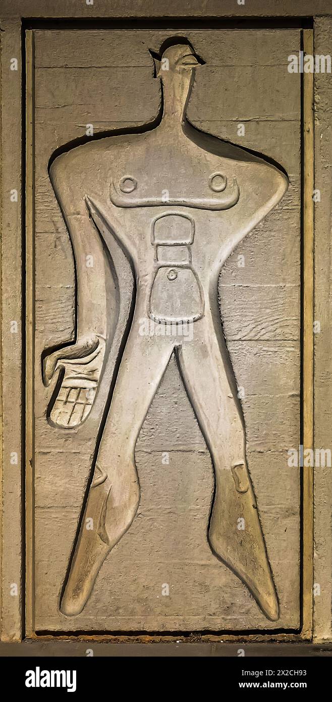 Berlin, Westend, Relief des Modulor am Corbusierhaus Stock Photo - Alamy