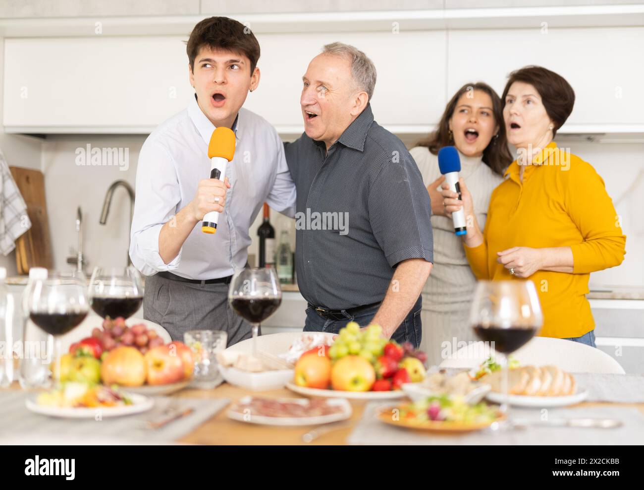 Generational pastime hi-res stock photography and images - Alamy