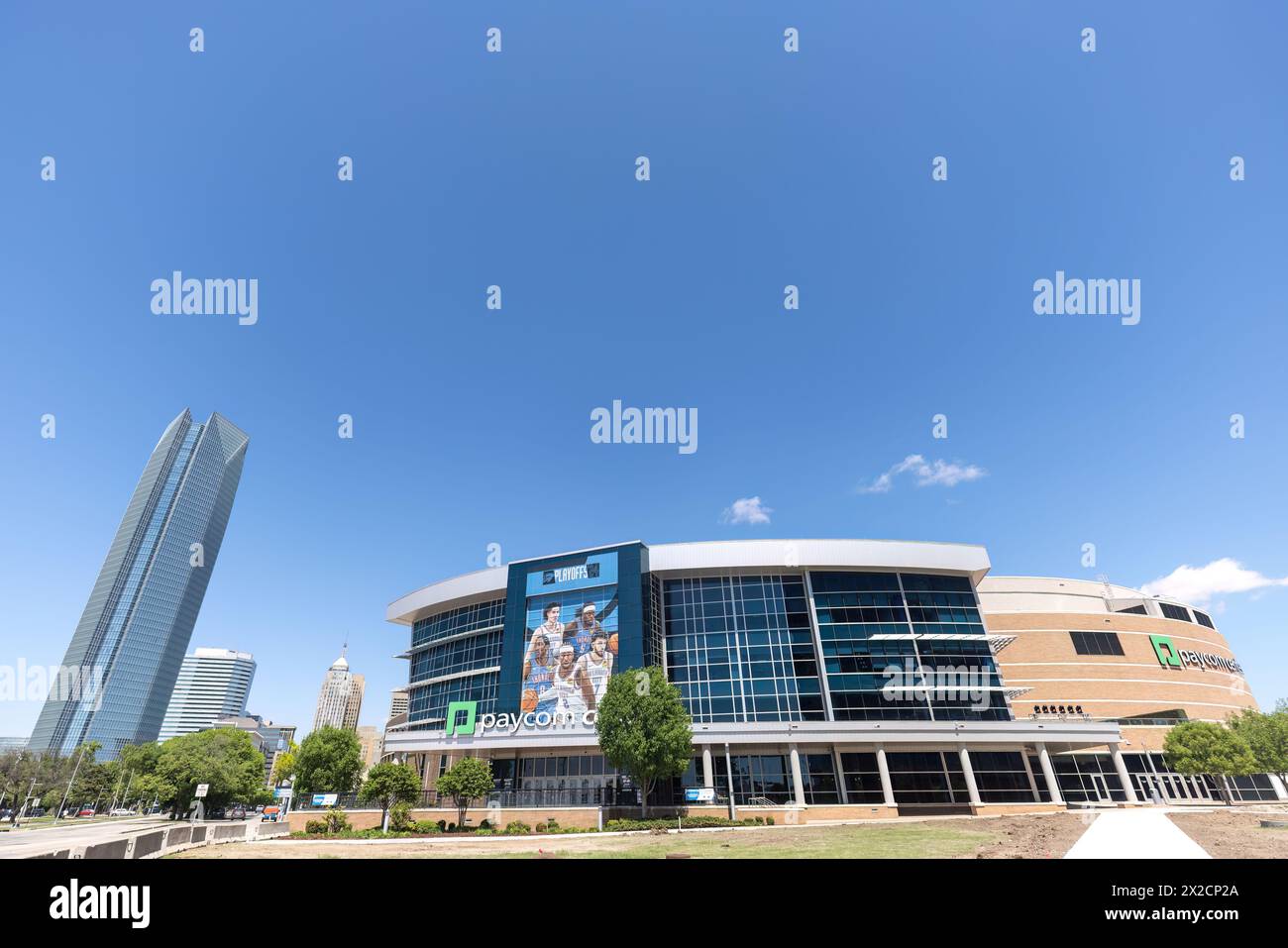 Paycom center thunder hi-res stock photography and images - Alamy