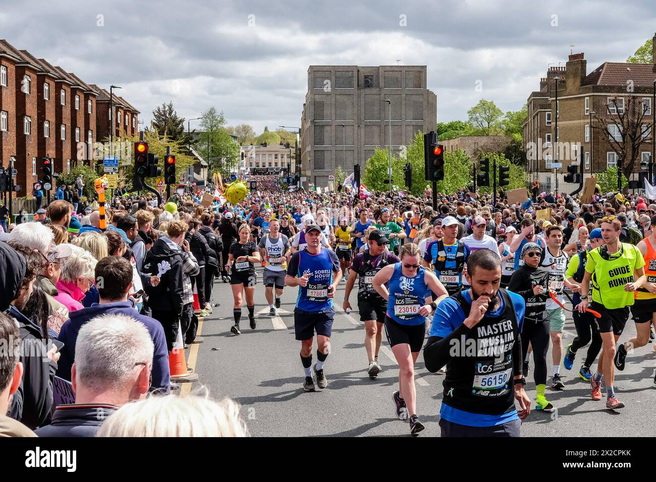 London Marathon 2024: Spectators line the road in support of runners as ...
