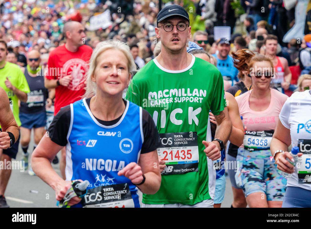 London Marathon 2024: Participant running in aid of Macmillan Cancer ...