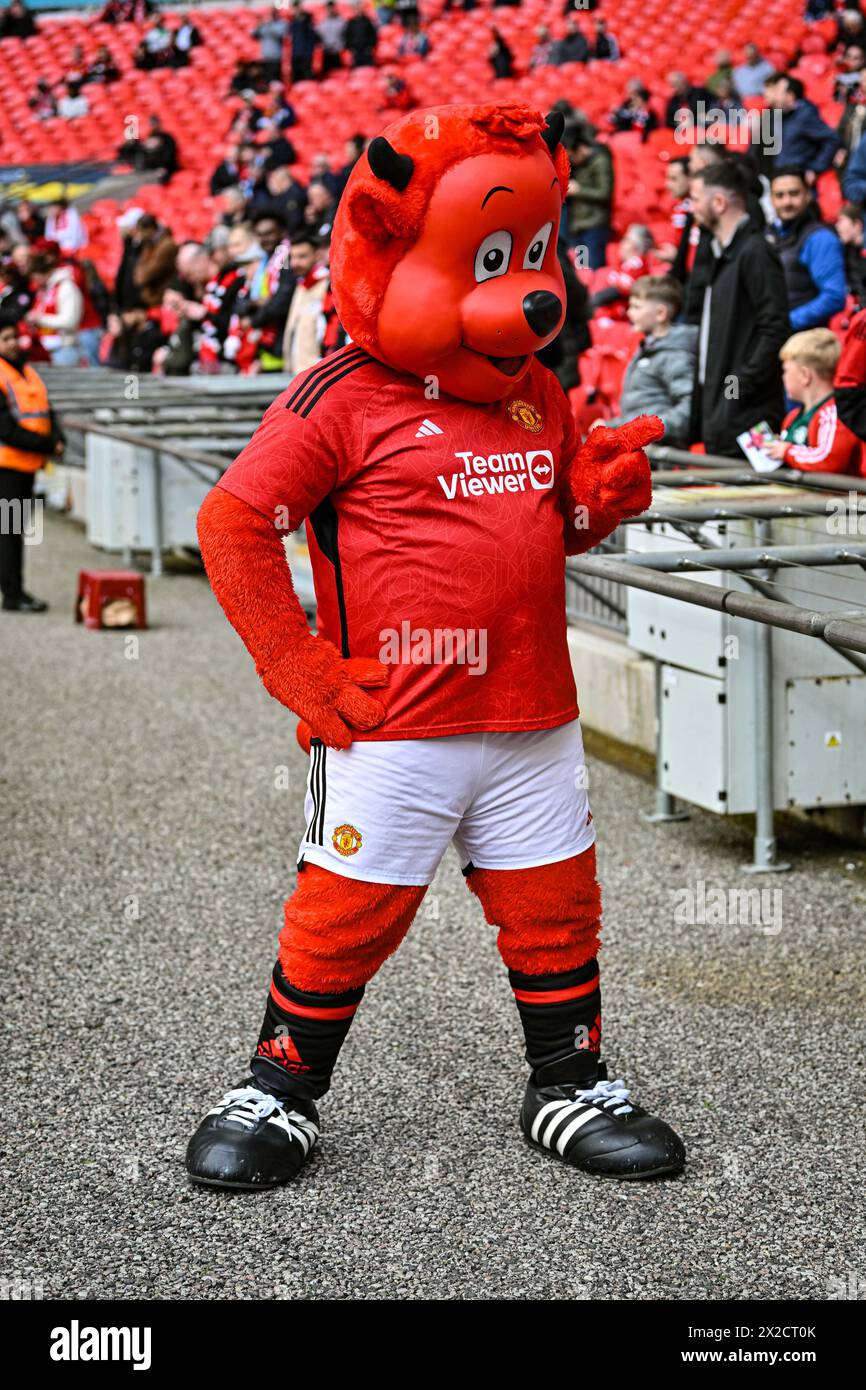 Wembley Stadium, London, UK. 21st Apr, 2024. FA Cup Semi Final Football ...