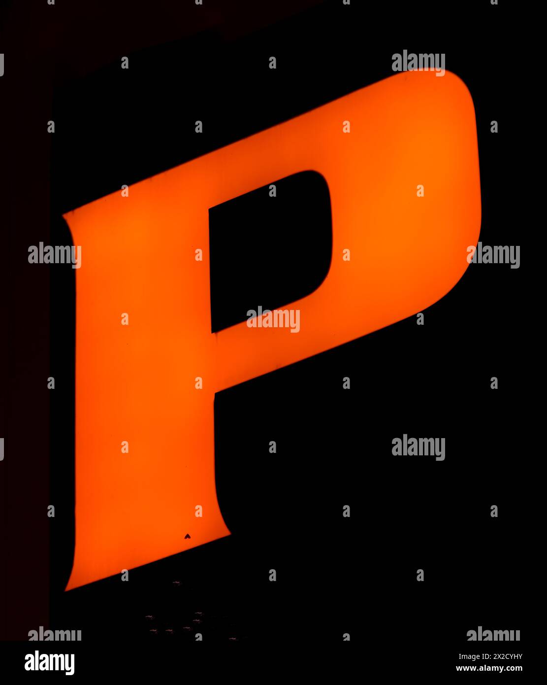 Letter glows hi-res stock photography and images - Alamy