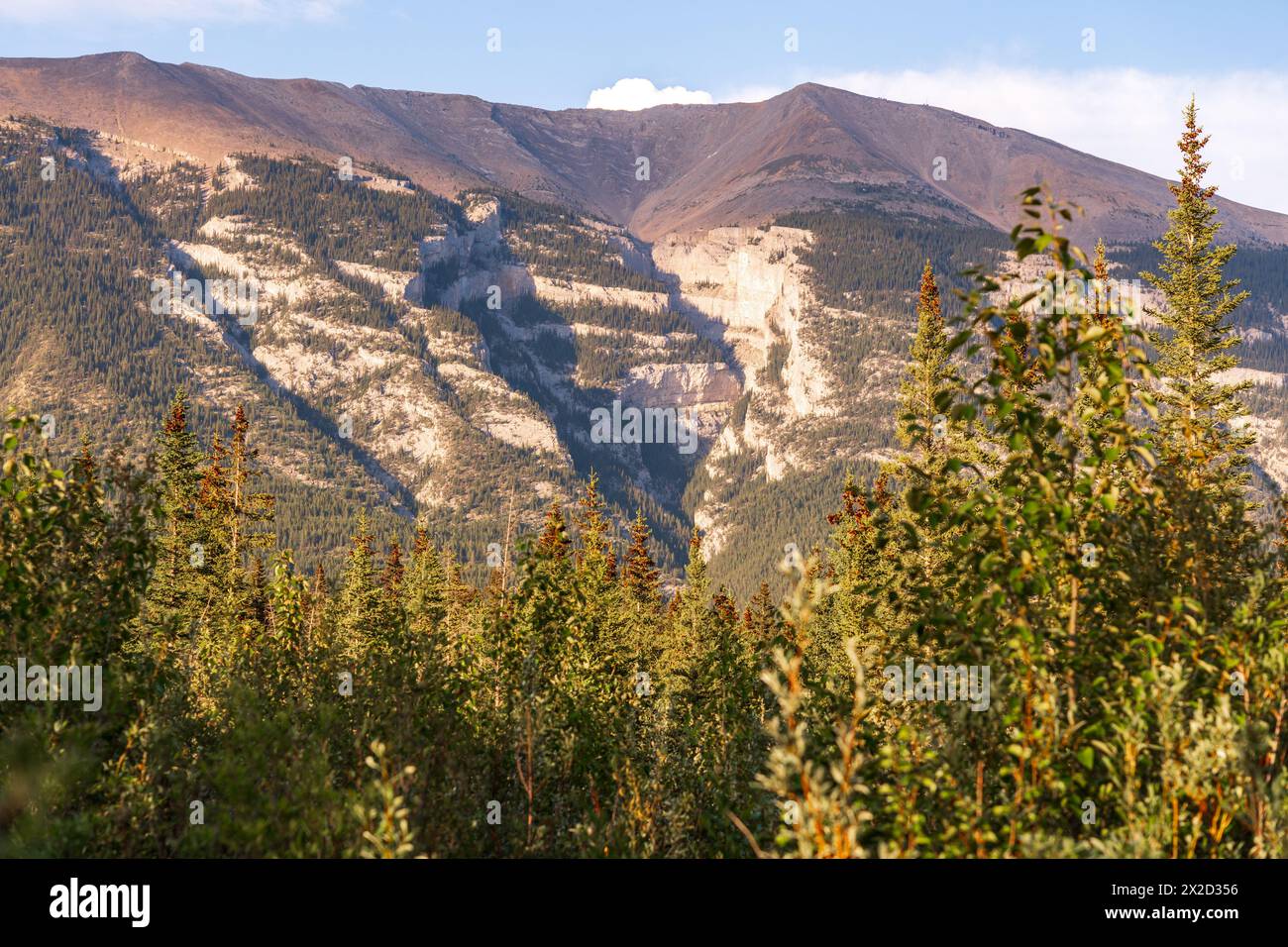 Incredible view of Three Sisters in Canada, Banff National Park with ...
