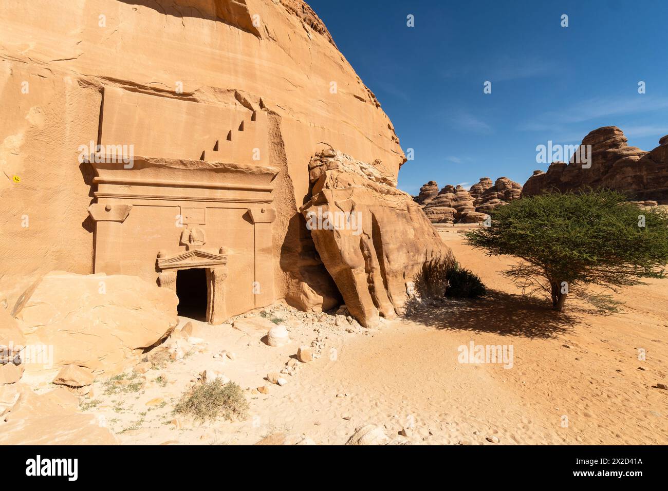 Al Ula, Saudi Arabia: The amous tombs of the Nabatean civilization, Al ...