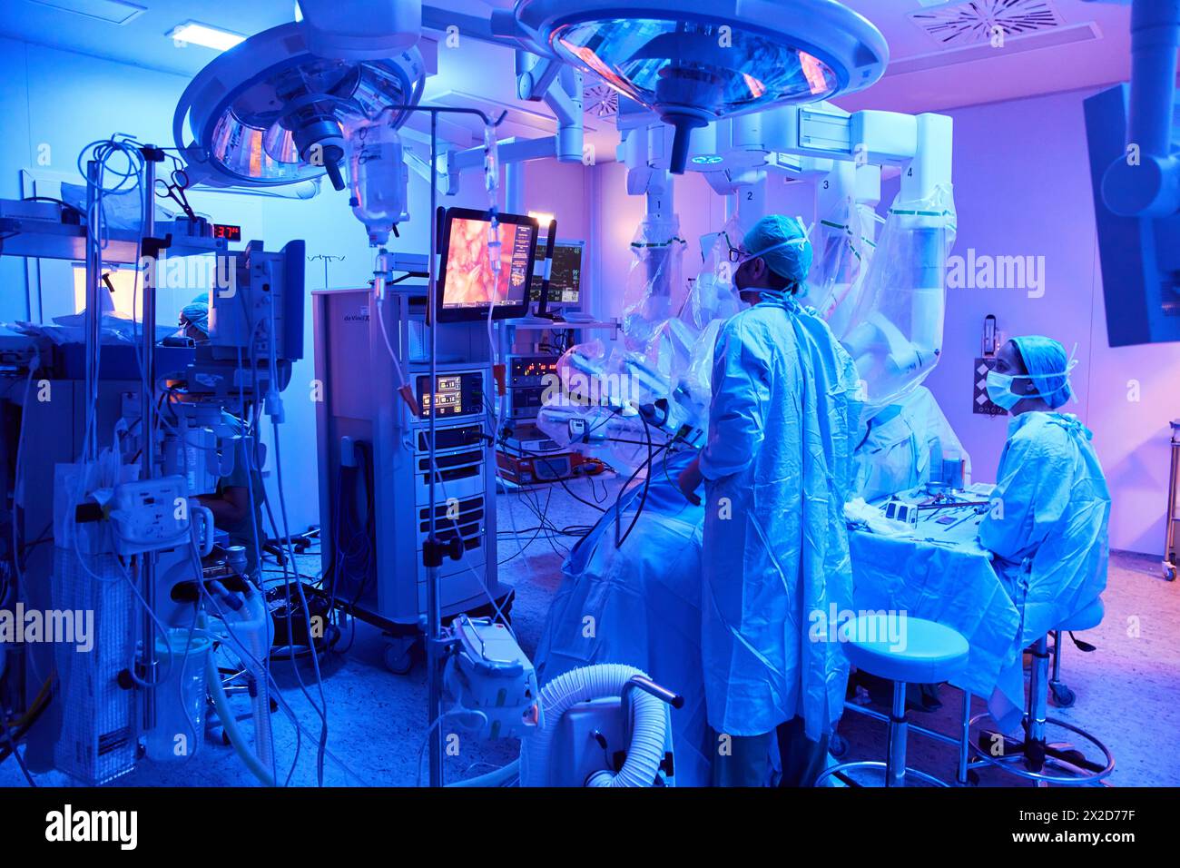 Surgical Treatment of Prostate Cancer, Radical prostatectomy, Da Vinci ...