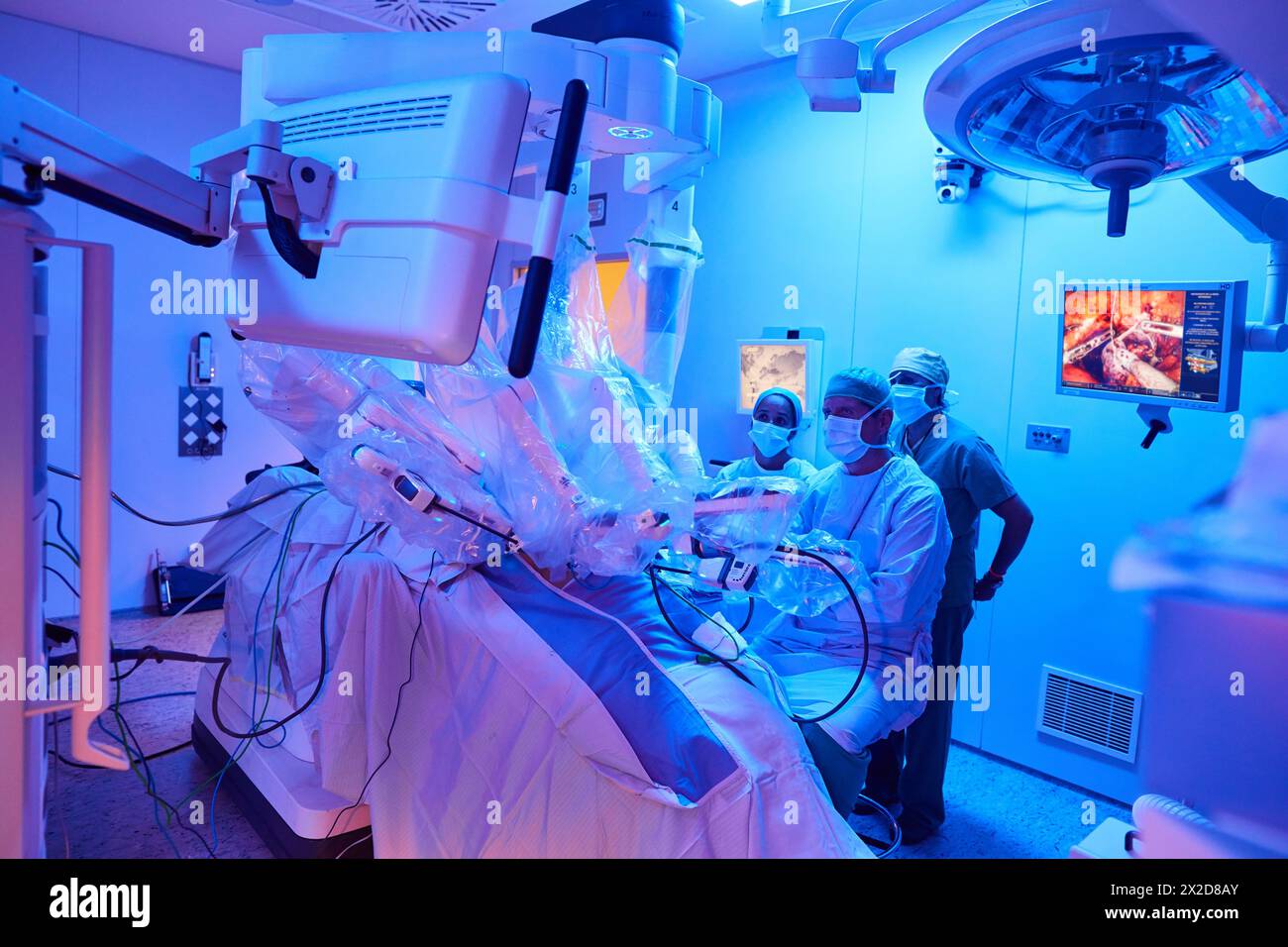 Surgical Treatment of Prostate Cancer, Radical prostatectomy, Da Vinci ...